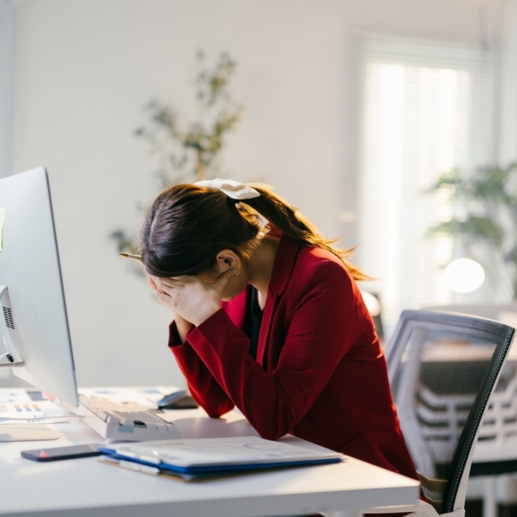 Σύνδρομο Burnout: Όταν η Εξάντληση Γίνεται Τρόπος Ζωής